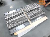 China Custom PET Bottle Blowing Mold ISO9001 DIN1.2344 Steel 1-4 Cavity for sale