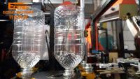 China 900BPH 5L Oil Bottle Blowing Machine Q5L1 1 Cavity Automatic PET Blow Molder for sale