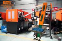 China 3 Cavity Pet Bottle Blowing Machine Eceng Q4500 Fully Automatic for sale