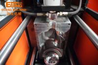 China Semi Auto Pet Bottle Blowing Machine For 20 Liter 5 Gallon for sale