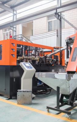China 380V 50Hz 2 Cavity PET Stretch Blow Molding Machine 3000 BPH 2L Bottle Blower for sale