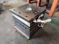 China 8 Cavity 4Cr13 SS PET Bottle Mould for sale