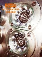 China Wide Mouth PET Bottle Mould SKD61 6 Cavities Injection Molding Mold for sale