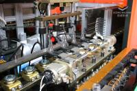 China 2000ml PET Stretch Blow Moulding Machine 3900KG Bottle Maker for sale