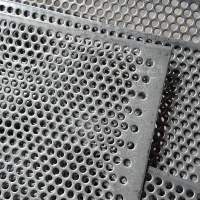 China 1mm Thick Galvanized Steel Perforated Metal Fence 1000x2000mm R20mm Round Hole for sale