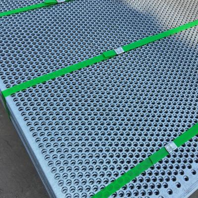 China Hot Dip Galvanized Steel Perforated Fence R6mm Round Holes 1000x2000mm for sale