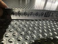 China 4mm Pitch Round Perforated Steel Sheet with Oval Holes for Filtration 0.5-3mm Thick for sale