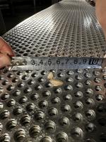 China 1000x2000mm Perforated Steel Sheet with Oblong Holes for Grain Screening for sale