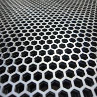 China 1000x2000mm Honeycomb Perforated Aluminum Sheet 0.5-3mm for Interior Decoration for sale