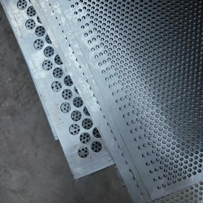 China 1.8mm 201 Stainless Steel Perforated Sheet Decorative Ceiling Panel 1.22x2.44m for sale