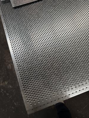 China Stainless Steel Anti Slip Safety Grating Fence Partition 10mm Aperture 1.5mm Thick for sale