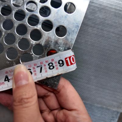 China 10mm Aperture Hot Dipped Galvanized Perforated Sheet for Livestock Fence Panel 1000x2000mm for sale