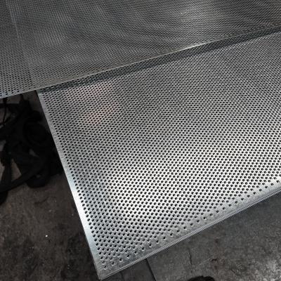China 3mm Thickness Perforated Galvanized Steel Sheet For Sewer Filtration for sale