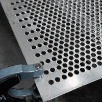 China 3mm Perforated Galvanized Steel Sheet Mesh For Construction Scaffolding for sale
