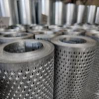 China Galvanized Perforated Metal Roll 0.5-3mm Poultry Chicken Farm Fence Mesh for sale