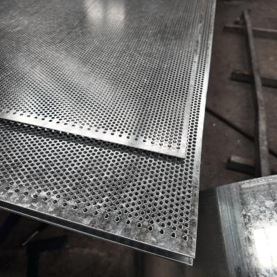 China Custom Special Shaped Hole Decorative Perforated Aluminum Sheet 0.5-3mm Thickness for sale