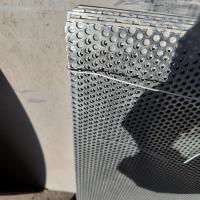 China Stainless Steel Perforated Mesh Sheet 4mm Aperture for Fish Pond Filtration 304 316 for sale