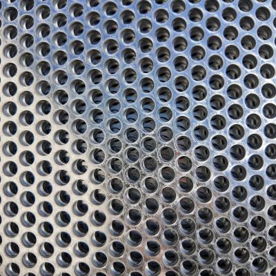China 3mm Thick Stainless Steel Punched Metal Sheets 3 Holes Per Inch 1.22x2.44m for sale