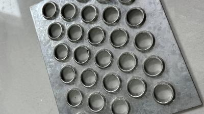 China Round Hole Metal Perforated Plate 0.5-3mm Thickness for Machinery Protection Custom Shape for sale