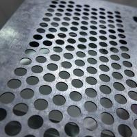 China Rust resistance 3mm Thick Perforated Steel Grating For Mining Screening for sale