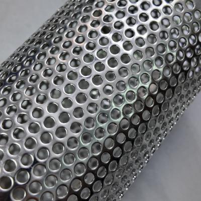 China Stainless Steel Perforated Filter Tube 304 316L Corrosion Resistant 0.5-3mm Thickness for sale