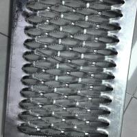 China Galvanized Anti-Skid Perforated Tread 1.22x2.44m for Construction Stairs and Truck Steps for sale