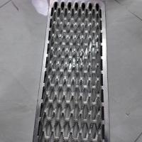 China Anti Slip Strip Grip Strut Safety Grating  Galvanized Material Customizable Sizes for sale