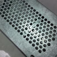 China Anti Slip Strip Grip Strut Safety Grating  Galvanized Material Customizable Sizes for sale