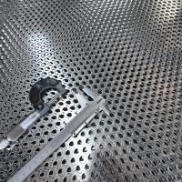 China Warehouse Rack Galvanized Perforated Steel Grating Baffle 1000*2000mm for sale