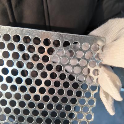 China White Stainless Steel Perforated Mesh 304 1.22x2.44m for Architectural Fencing for sale