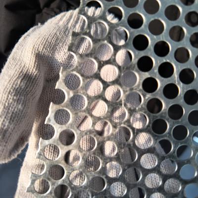 China Q235 Galvanized Perforated Steel Fence 1000x2000mm Large Hole for sale