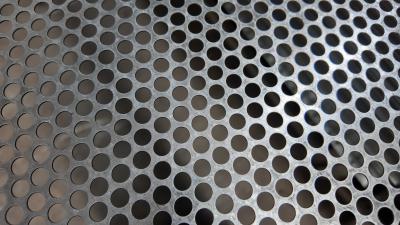 China Round Hole Stainless Steel Perforated Mesh 304 1.22x2.44m Custom Metal Punch Protection Plate for sale