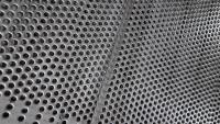 China Galvanized Perforated Mesh Plate 1.22x2.44m Anti-Slip Steel Sheet Cuttable Ventilation for sale