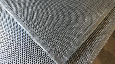 China 0.6mm Aperture Stainless Steel Perforated Mesh Filter Plate for sale