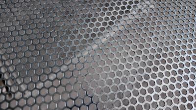 China Galvanized Hexagonal Hole Perforated Metal Mesh for sale