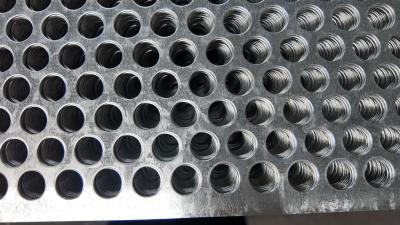 China 0.6mm Round Hole Stainless Steel Perforated Metal Sheet Custom Size for sale