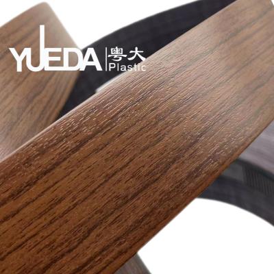 China Brown Wood Grain Edge Banding Strips M5782 22mm x 0.5mm for Furniture for sale