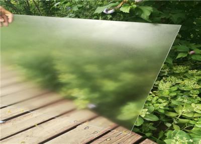 China Patterned Transparent Solar Panel Glass Low Visible Light Reflectivity Tempered Processing for sale