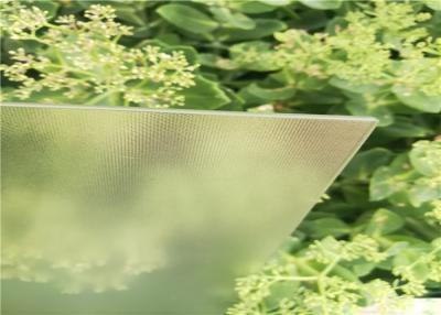 China Mistlite Single Pattern Low Iron Tempered Glass Solid Structure Customized Size for sale