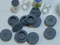 China Grey Butyl Medical Rubber Stopper 13mm 32mm for Injection Glass Vials Infusion Bottle for sale