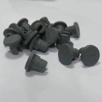 China Medical Butyl Rubber Stoppers 20mm 23mm for Pharmaceutical Lyophilization Glass Vials for sale