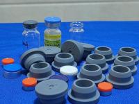 China Medical Grey Butyl Rubber Stopper 13mm 20mm 28mm 32mm for Lyophilization Glass Vials Infusion Bottles for sale