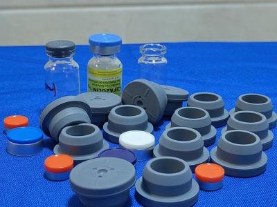 China Medical Grey Butyl Rubber Stopper 13mm 20mm 28mm 32mm for Lyophilization Glass Vials Infusion Bottles for sale