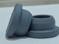 China Grey Pharmaceutical Chlorobutyl Butyl Rubber Stopper 13mm 20mm 28mm 32mm for Glass Injection Vial Vaccine Bottle for sale
