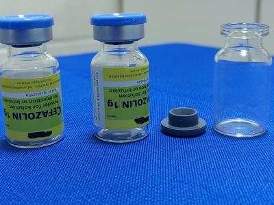 China Clear Sterile Pharmaceutical Tubular Glass Vial 5ml 7ml 10ml Crimp Neck for Injection with Rubber Stopper for sale