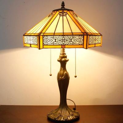 China Handcrafted Hexagon Stained Glass Table Lamp 30cm 40cm AC85-265V for Living Room Bedroom for sale