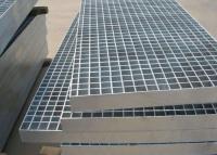 China Silver 30*60cm Steel Grating Galvanized Expanded Metal Walkway for sale
