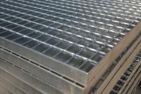 China Construction Galvanized Metal Grating Q345 Steel Walkway Mesh for sale