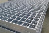 China Square Galvanized Grating 30mm 40mm 60mm Heavy Duty Steel Grating for sale