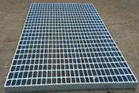 China Hot Dip Galvanized Serrated Grating Square Hole Steel Bar Grating for sale